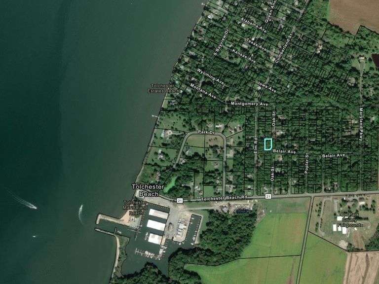 Parcel on Oak St. Chestertown, MD 21620