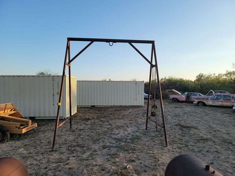 12' Wide A-Frame & Hoist - Assiter Auctioneers