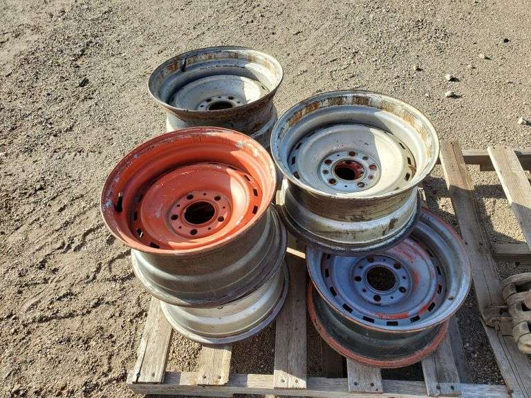 (5) Chevrolet 5 Lug 15"x8" Rally Wheels - Assiter Auctioneers
