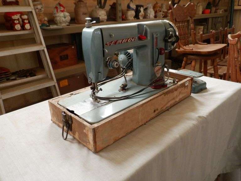 Sewmor Electric Sewing Machine - Assiter Auctioneers