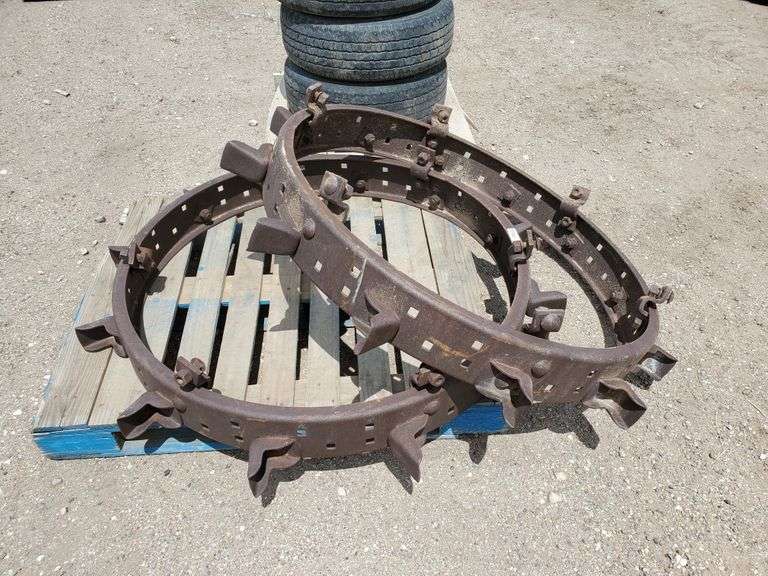 Antique Steel Tractor Wheels - Assiter Auctioneers