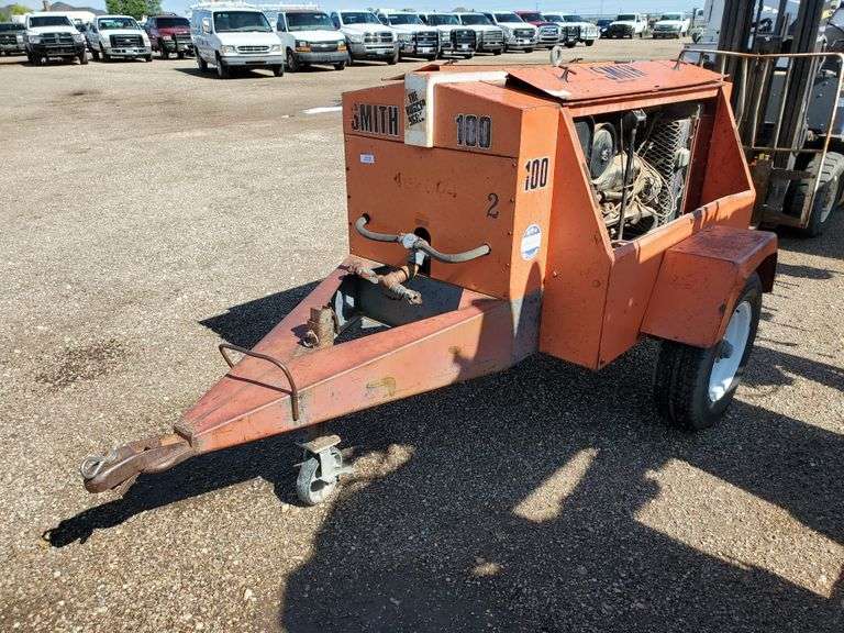 Smith 100 Air Compressor - Assiter Auctioneers