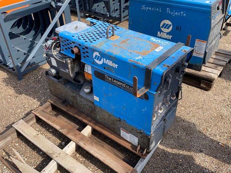 Miller The Legend AEAD-200LE - Assiter Auctioneers