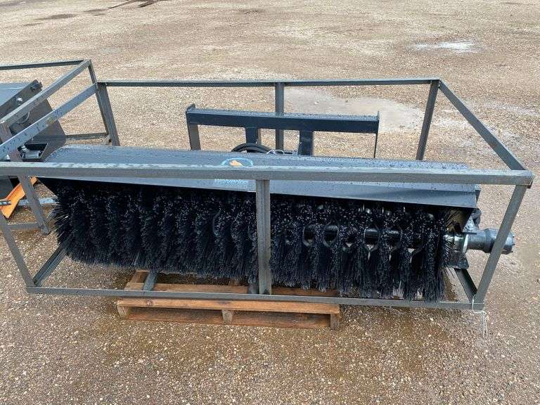 Wolverine Unused Box broom Sweeper Hydraulic Boxbroom sweeper - Assiter ...