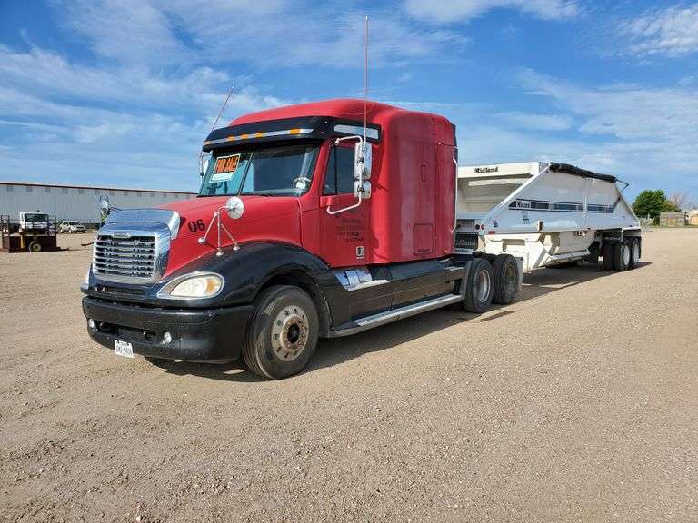 2006 Freightliner Truck Tractor and Midland Trailer Combo - Assiter ...