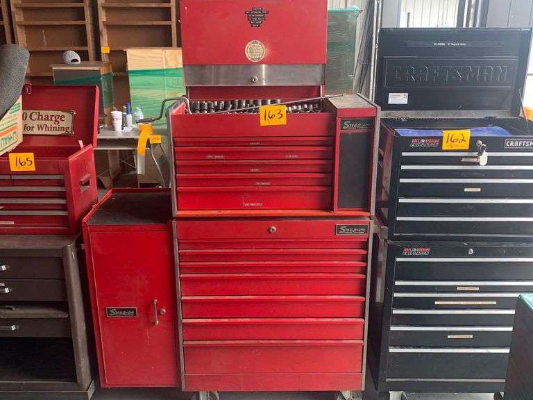 22 Drawer Snap On Tool Box Including Snap On Tools - Assiter Auctioneers