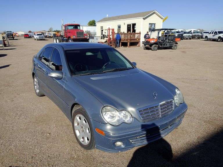 2005 Mercedes-Benz C Class C240 Sedan 4D - Assiter Auctioneers