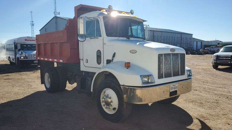 2000 Peterbilt 330 Dump Truck - Assiter Auctioneers