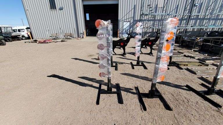 Dueling Tree Shooting Target for .22 Caliber - Assiter Auctioneers