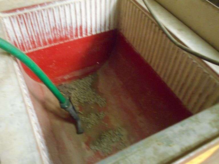 Burr Bench-Deburring Machine - Assiter Auctioneers