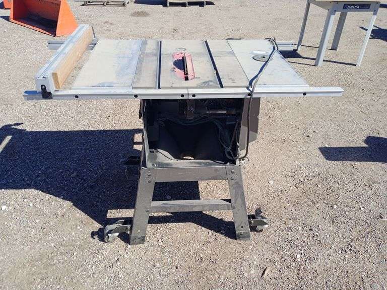 Hitachi C10FL Table Saw - Assiter Auctioneers