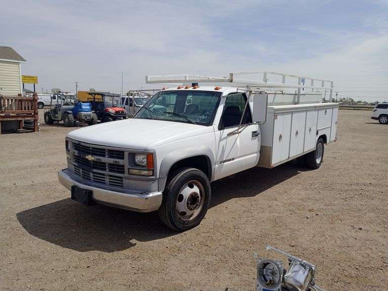 1995 Chevrolet C3500 HD Cheyenne / Silverado Cab/Chassis 2D Utility ...