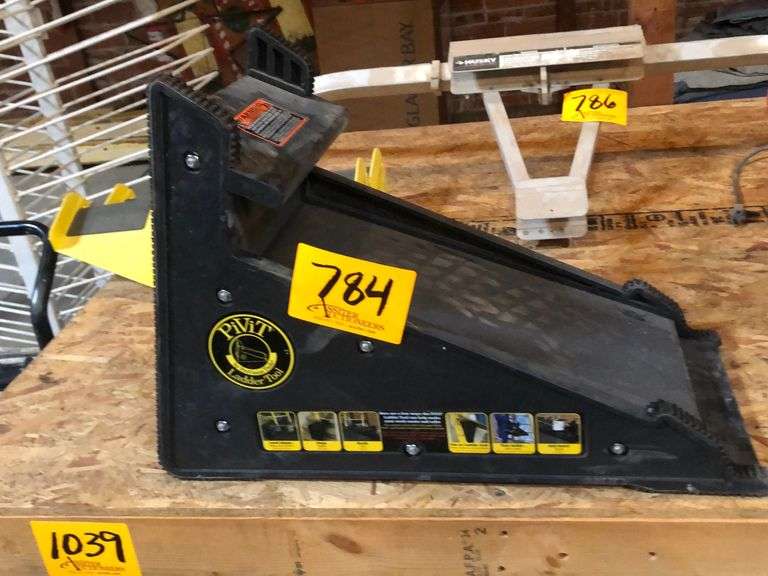 Pivot Ladder Tool - Assiter Auctioneers