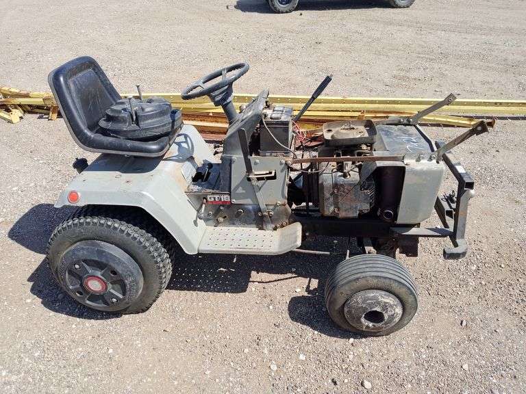 Gray Riding Mower Craftsman GT/18 Riding Mower - Assiter Auctioneers
