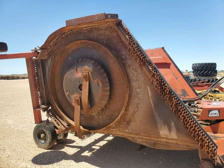 Rhino FR15 Batwing PTO Shredder Deck - Assiter Auctioneers