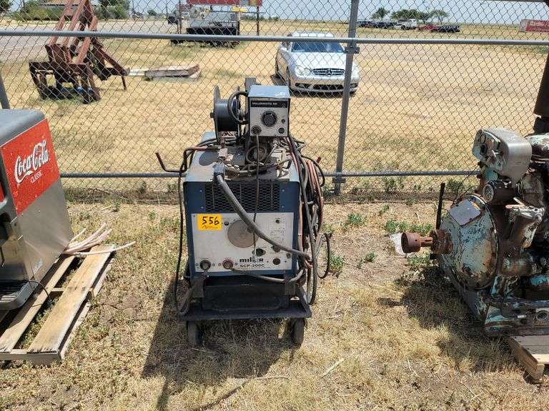 Miller SCP-200C Welder w/ Wire Feeder & Cart - Assiter Auctioneers