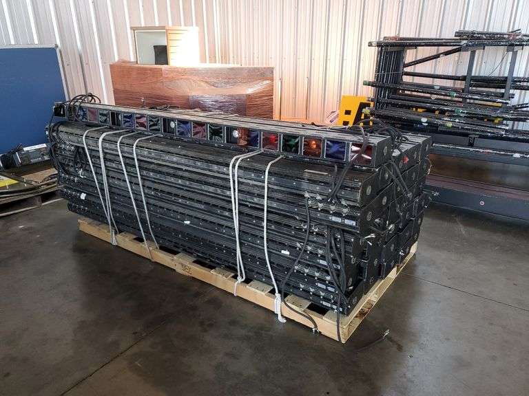 (31) Altman Theatrical Strip/ Cyclorama Light - Assiter Auctioneers