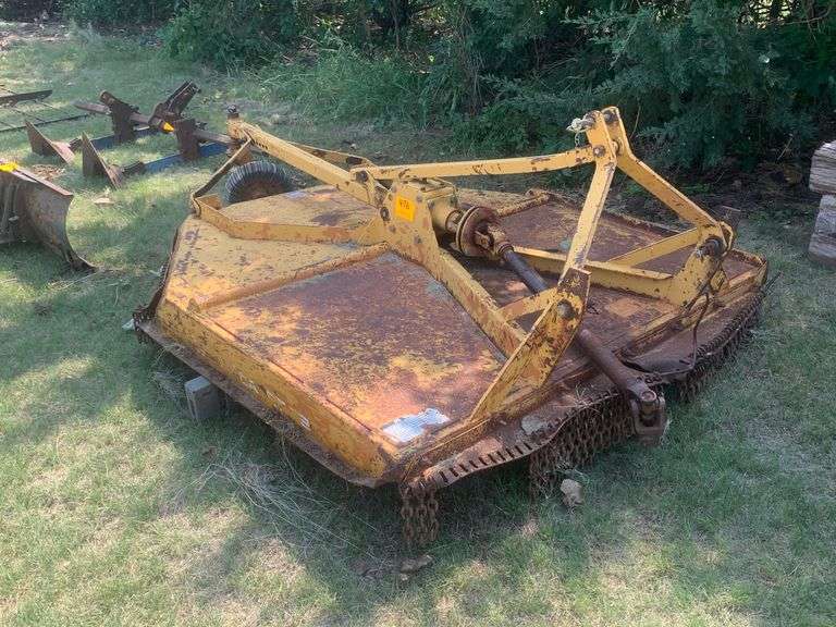 Woods 6ft. Brush Hog Model 72-3 - Assiter Auctioneers