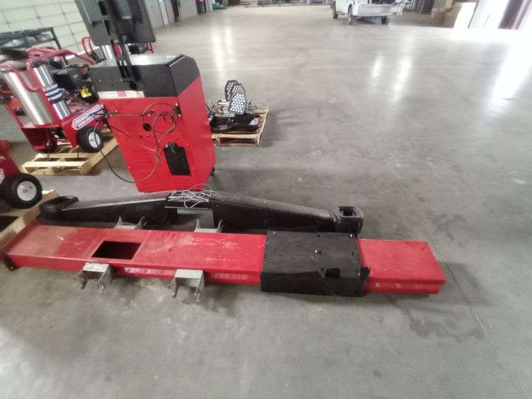 Hunter Hawkeye Front End Alignment Equipment - Assiter Auctioneers