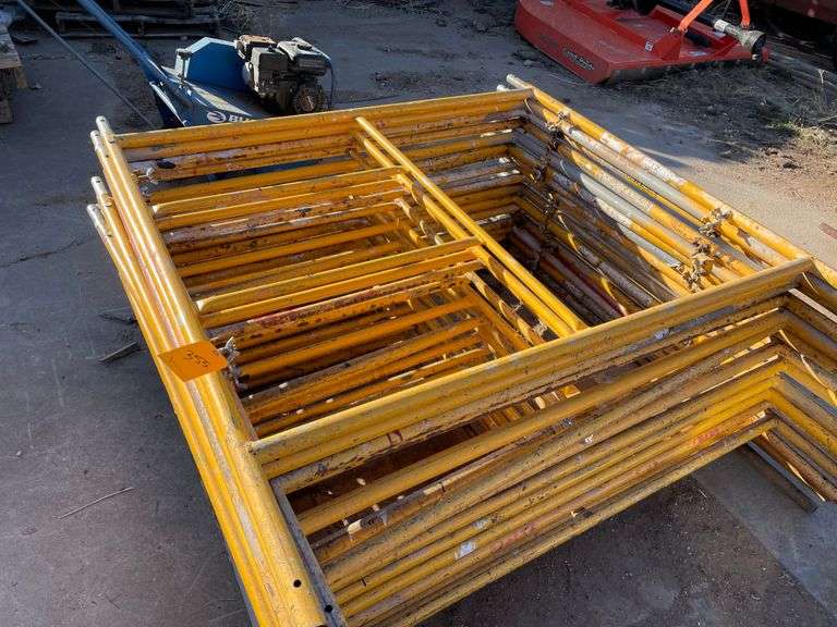 Scaffolding End Frames - Assiter Auctioneers