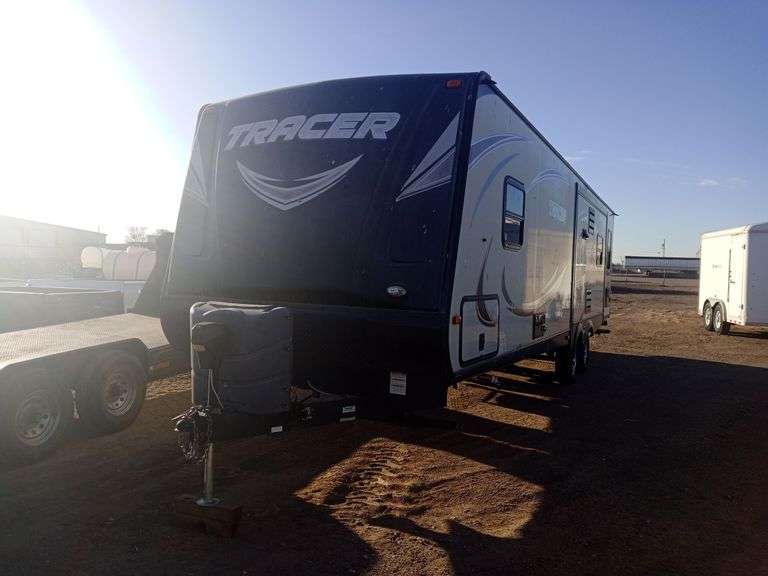2015 Tracer Travel Trailer - Assiter Auctioneers