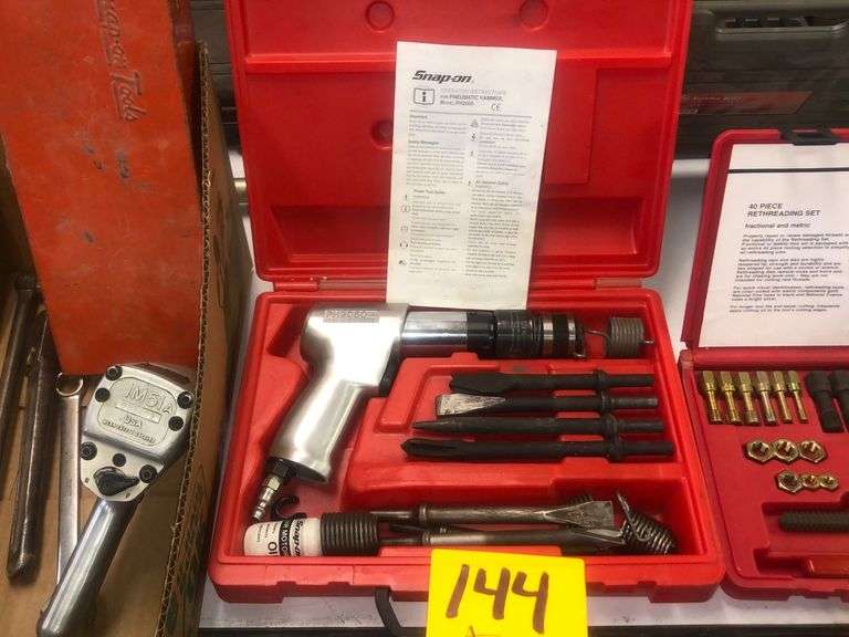 Snap-On Air Hammer Set Model#PH2050 - Assiter Auctioneers