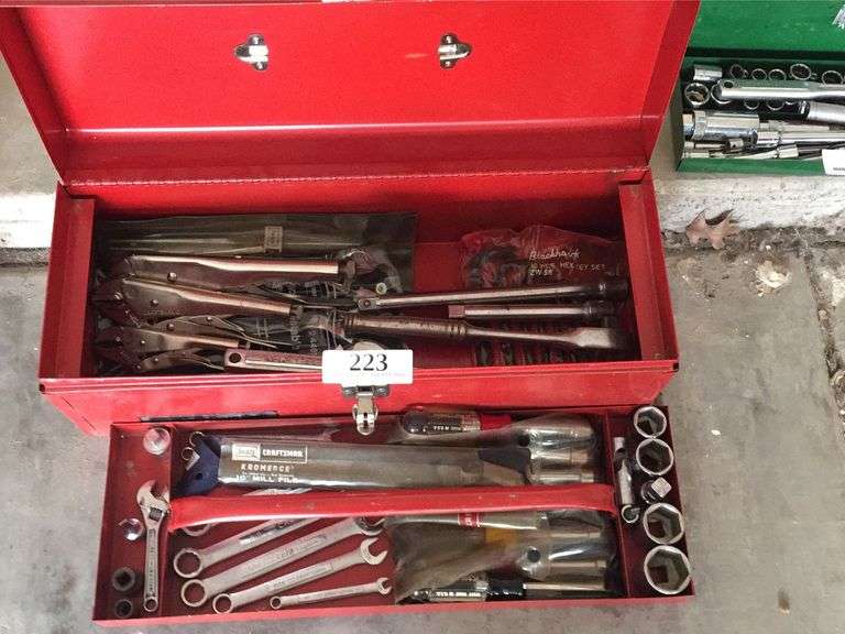 Montgomery Ward Tool Box w/Craftsman Tools - Assiter Auctioneers