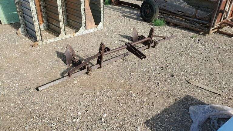 2 Row Ripper Drag Bar for Tractor - Assiter Auctioneers