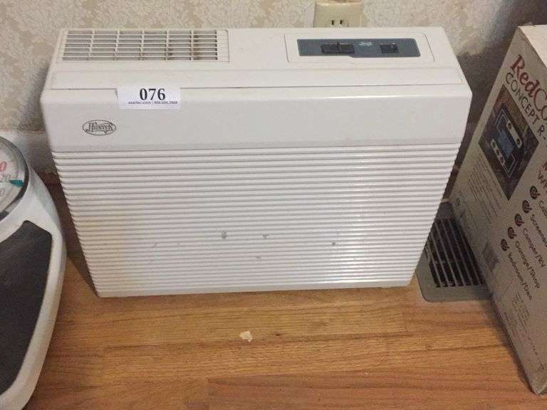 Hunter Air Purifier Mod. 30100 19 x 6 x 16 - Assiter Auctioneers