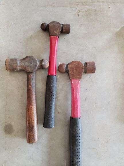 5 hammers - Advantage Auction