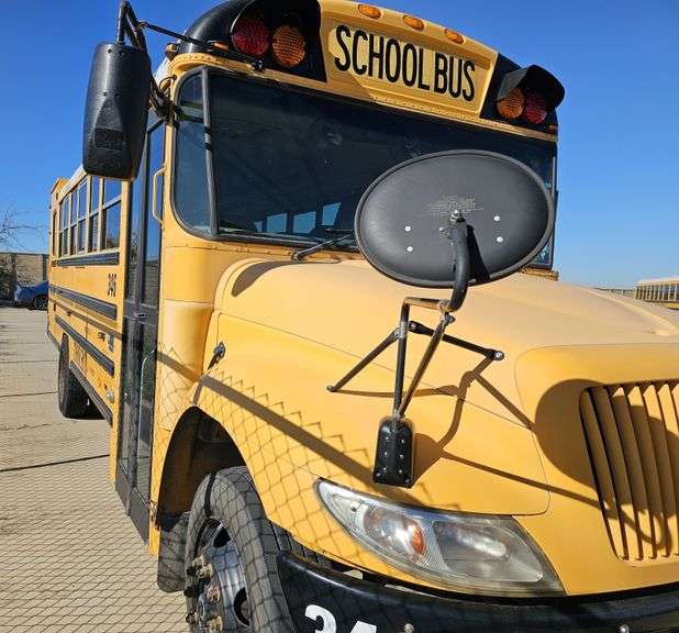 (1) 2011 INTERNATIONAL PB105 CE 300 SCHOOL BUS #346 - Mathies & Sons ...