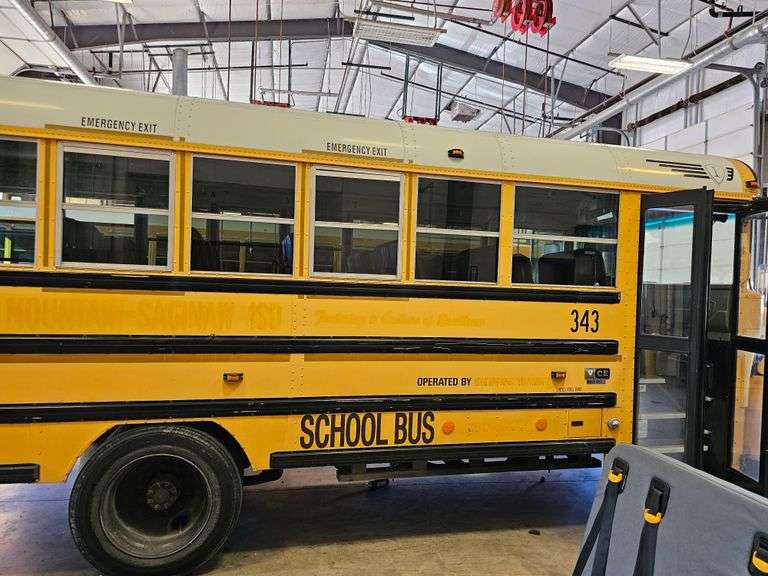 (1) 2011 INTERNATIONAL PB105 CE 300 SCHOOL BUS #343 - Mathies & Sons ...
