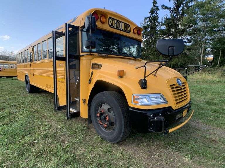 2015 BLUE BIRD BB VISION SCHOOL BUS #322 - Mathies & Sons, Inc. t/a 422 ...