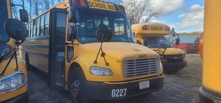 (1) 2013 FREIGHTLINER B2 THOMAS SAF-T-LINER C2 SCHOOL BUS and (1) 2012 ...