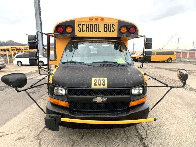 2010 CHEVROLET EXPRESS 3500 THOMAS SMALL SCHOOL BUS #203 - Mathies ...