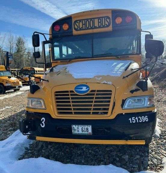 2015 BLUE BIRD BB VISION SCHOOL BUS #3 - Mathies & Sons, Inc. t/a 422 Sales