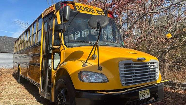 2011 FREIGHTLINER B2 THOMAS SAF-T-LINER C2 SCHOOL BUS - Mathies & Sons ...