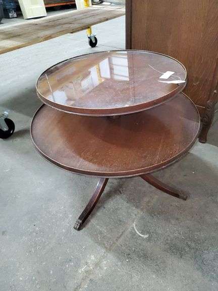 2 Tier Round Table - Baer Auctioneers - Realty, LLC