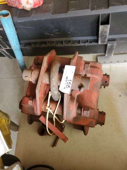 Chain Fall - Baer Auctioneers - Realty, LLC