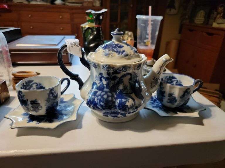 Flow Blue Tea Set - Baer Auctioneers - Realty, LLC