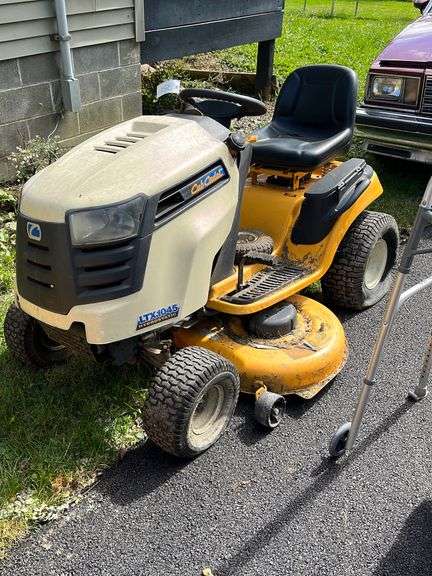 Cub Cadet Hydrostatic Riding Mower - Baer Auctioneers - Realty, LLC