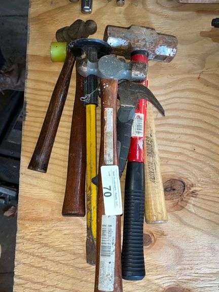 Assortment of Hammers - Baer Auctioneers - Realty, LLC