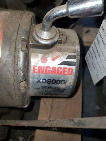 Warn Winch, Free Spool XD9000i, Hitch Mount - Baer Auctioneers - Realty ...