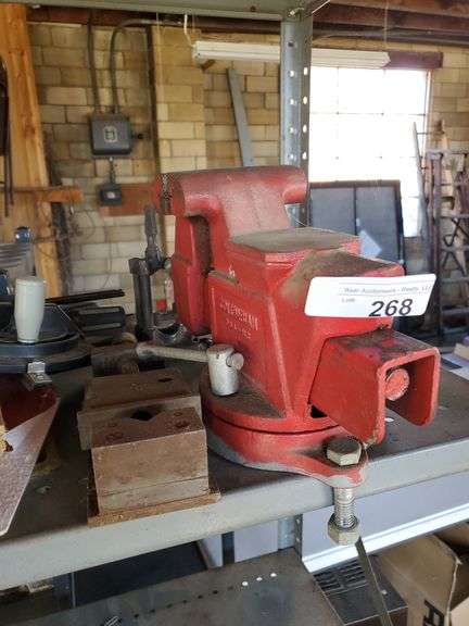 Vice, Bolt Cutters, Machinist Vice - Baer Auctioneers - Realty, LLC