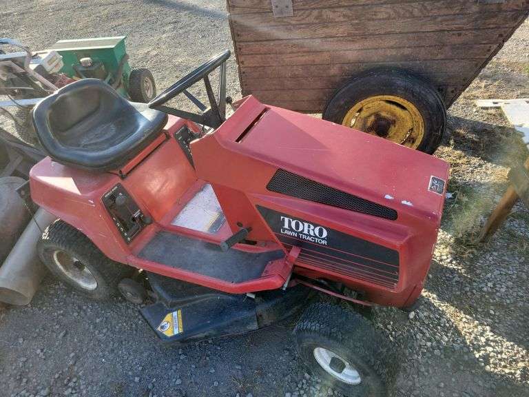 Toro 11-32 Riding Mower and Bagger - Baer Auctioneers - Realty, LLC