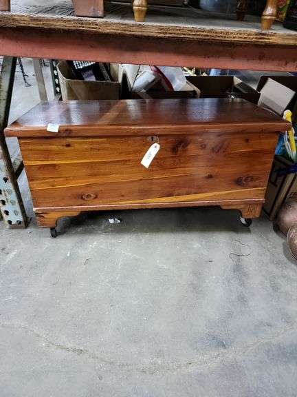 Cedar Chest On Castors - Baer Auctioneers - Realty, LLC