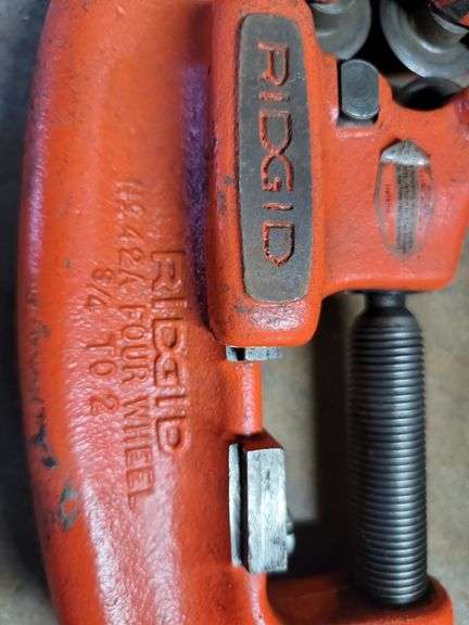 Ridgid Pipe Cutter - Baer Auctioneers - Realty, LLC