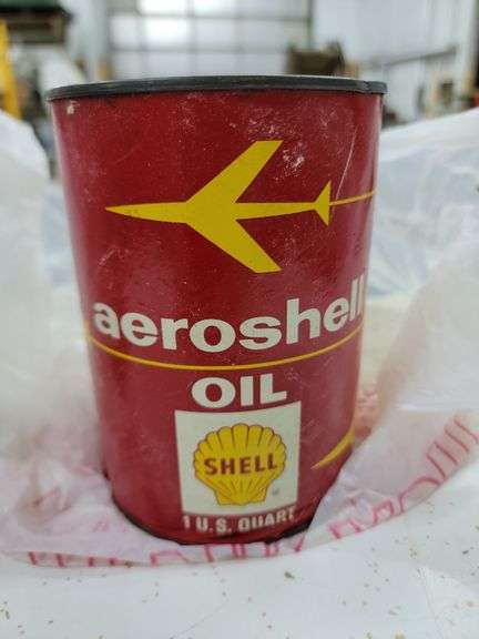 Vintage Aeroshell Oil Shell Oil Can Still Full & Empty Quaker State Oil ...