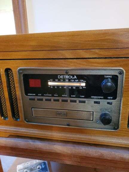 Detrola Record Player, Stand, Records - Baer Auctioneers - Realty, LLC