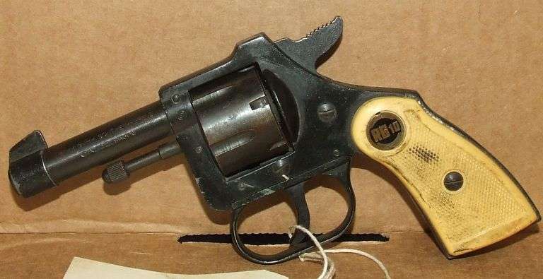 Rohm RG10 22 Short Revolver - Baer Auctioneers - Realty, LLC